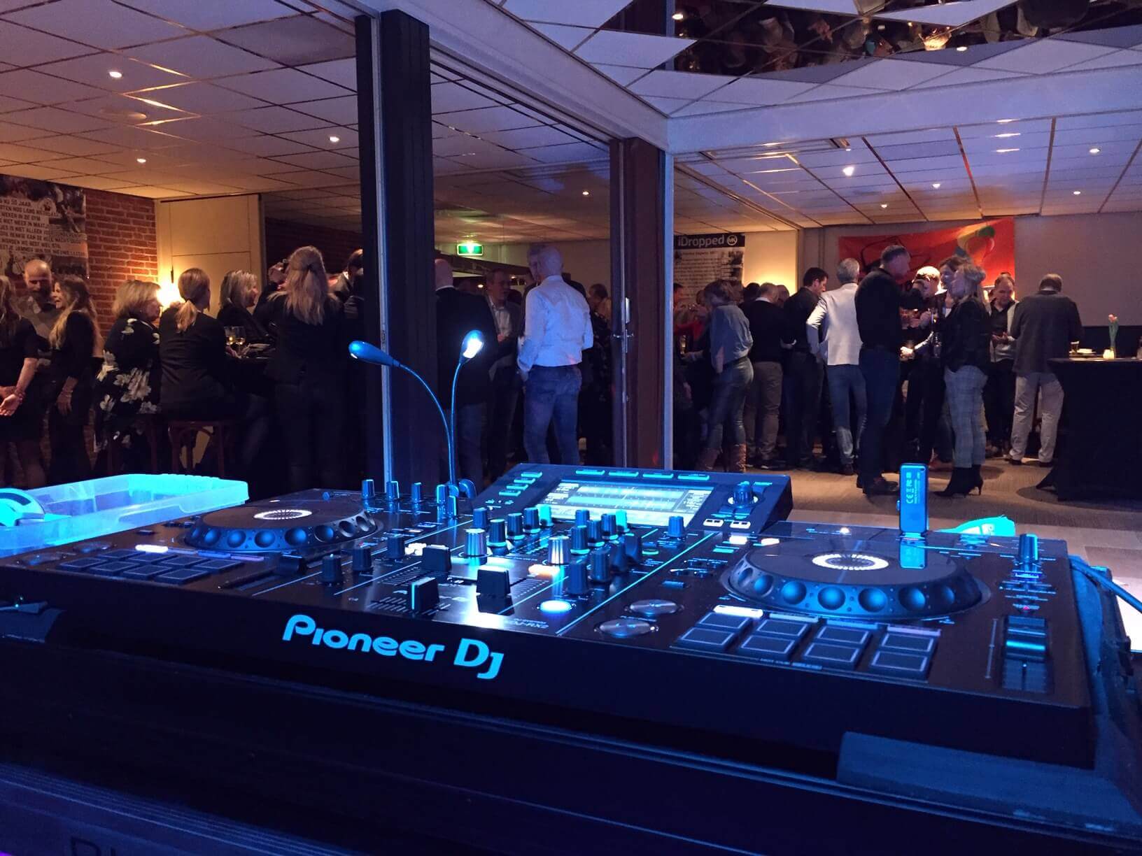 Zoek Je Beste DJ? | Beste Prijs & Kwaliteit